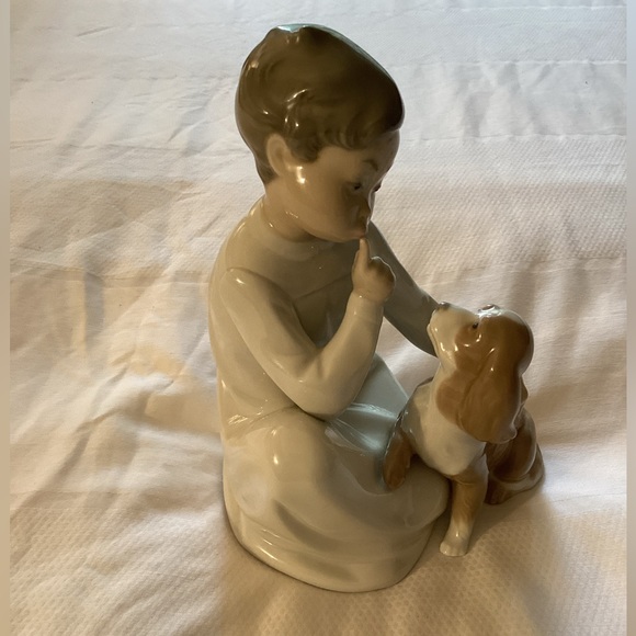 Liadro | Other | Vintage Lladro Porcelain Figurine Boy With Dog | Poshmark